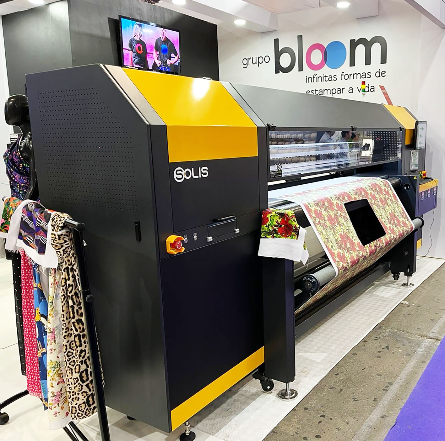 Grupo Bloom apresenta a SOLIS - Revista Impressão & Cores